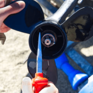 How to Change Your Propeller on Evinrude Outboard: A Complete Guide ...