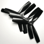 3-Blade Propeller vs 4-Blade: Choosing the Right Prop for Your Boat ...